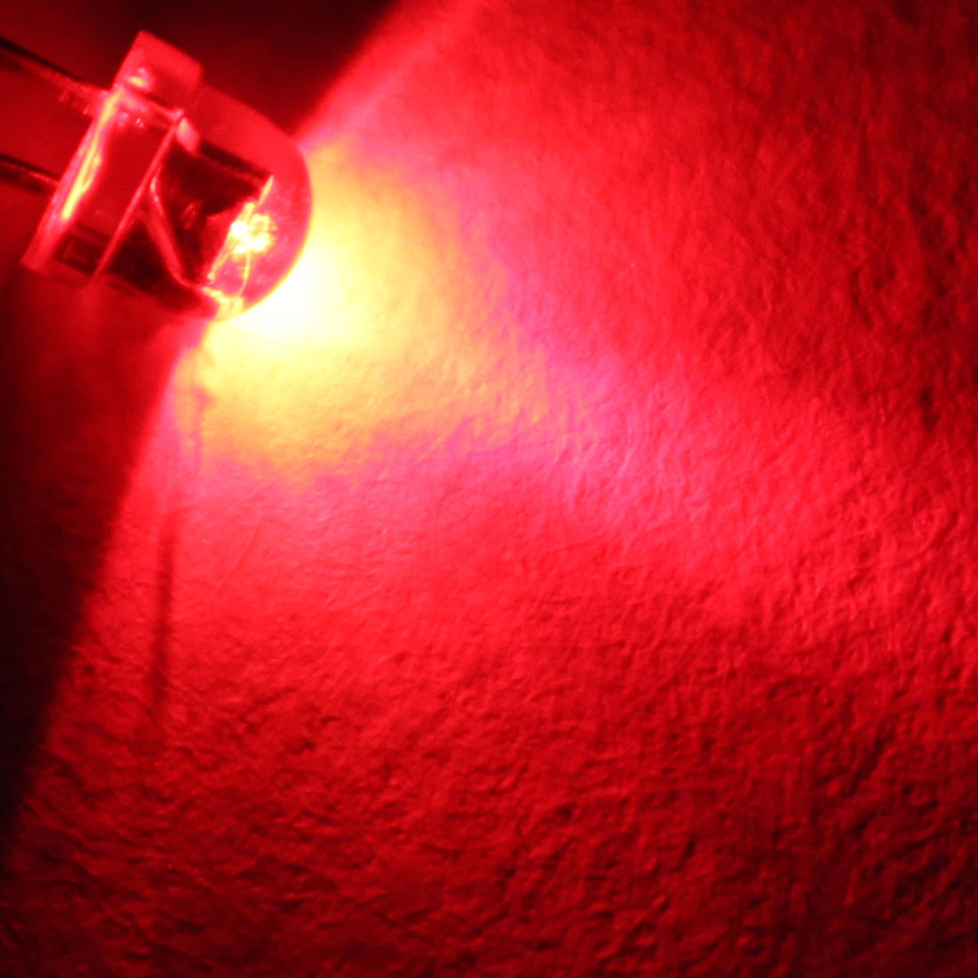 Uxcell 25pcs 5mm Red LED Diode Lights (Clear Straw Hat Transparent DC 1 ...